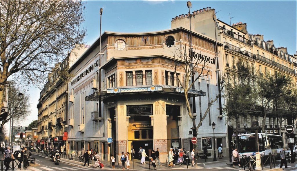 À Paris, le Louxor fête ses 100 ans - Boxoffice Pro