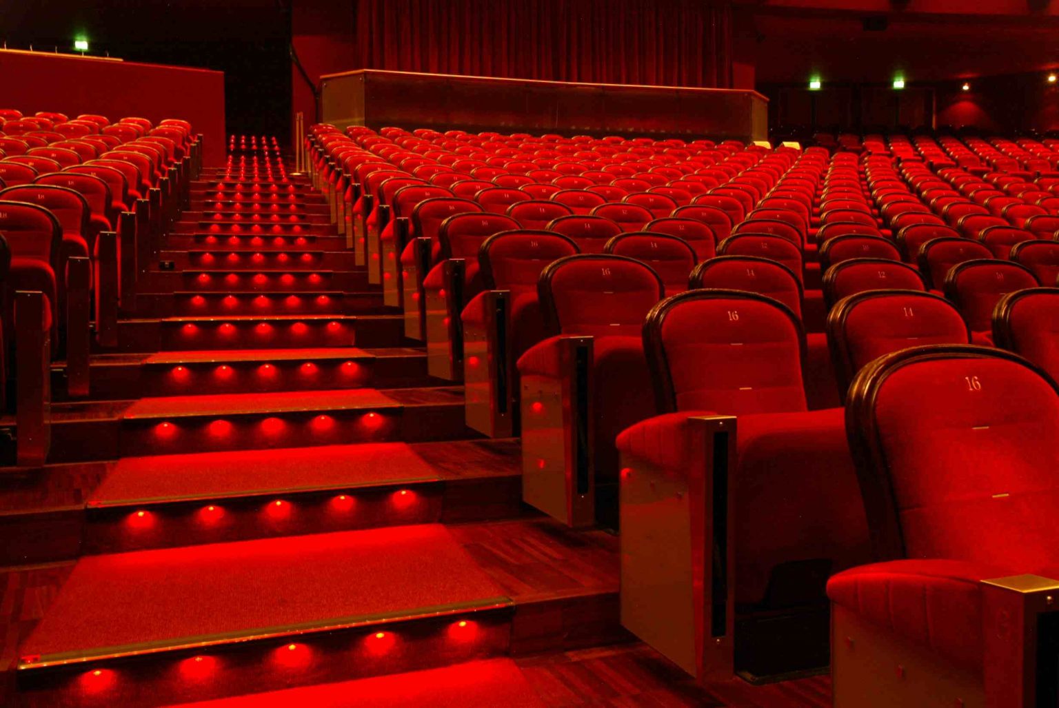 Ambiance Lumière dévoile la nouvelle génération de nez de marche pour ...